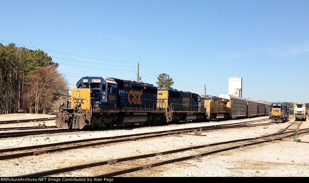 CSX SD40-2 8060, SD50-2 8666, and UP ES44AC 7413